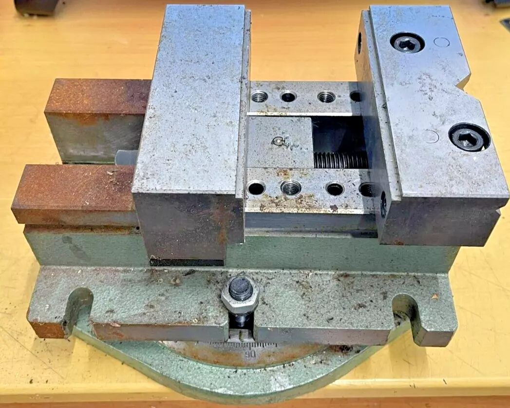 USED HEAVY DUTY MILLING VICE SWIVEL BASE 5-1/2" WIDE JAWS VEE GROOVES ...